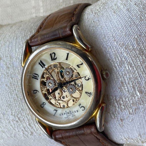 explraess | Accessories | Vintage Explraess Women Wristwatch Quartz ...